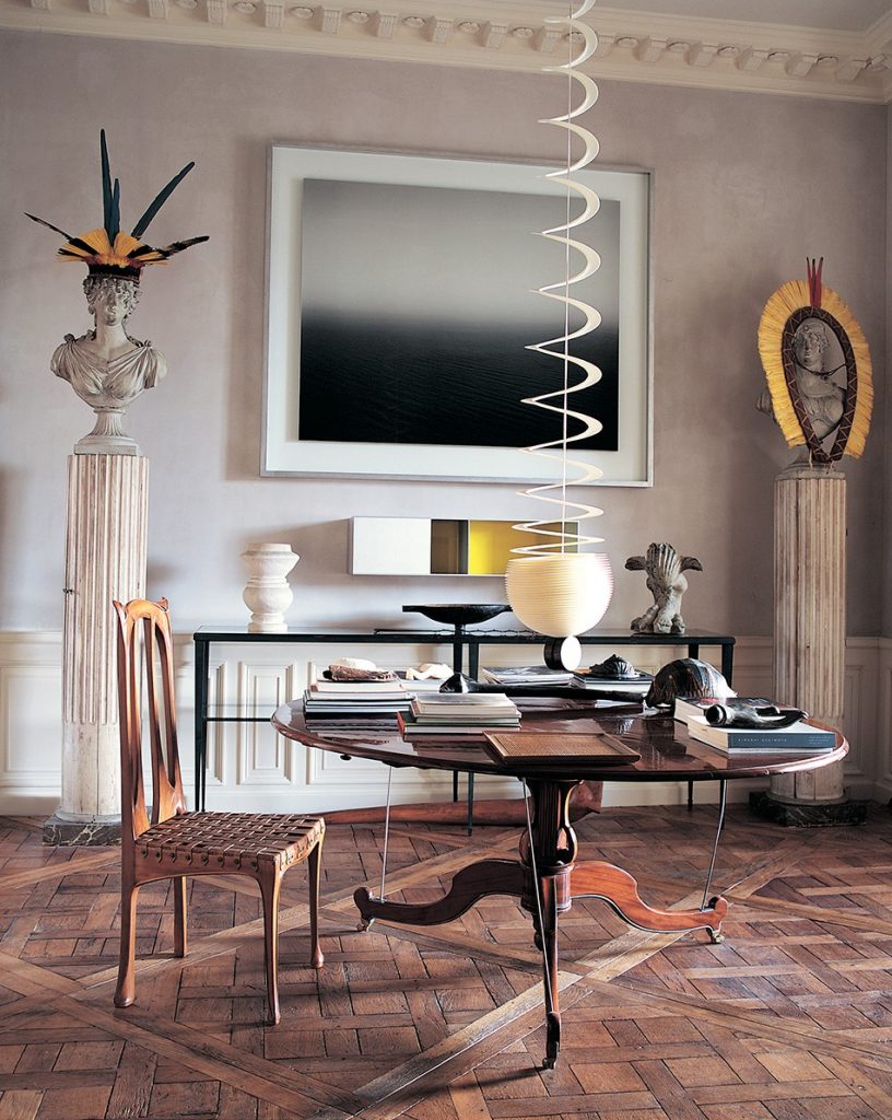 Don’t Call Juan Pablo Molyneux a Maximalist - 1stDibs Introspective