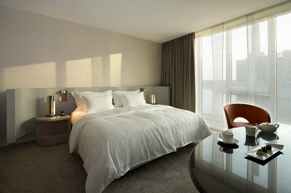 An American Designer in Paris - 1stDibs Introspective