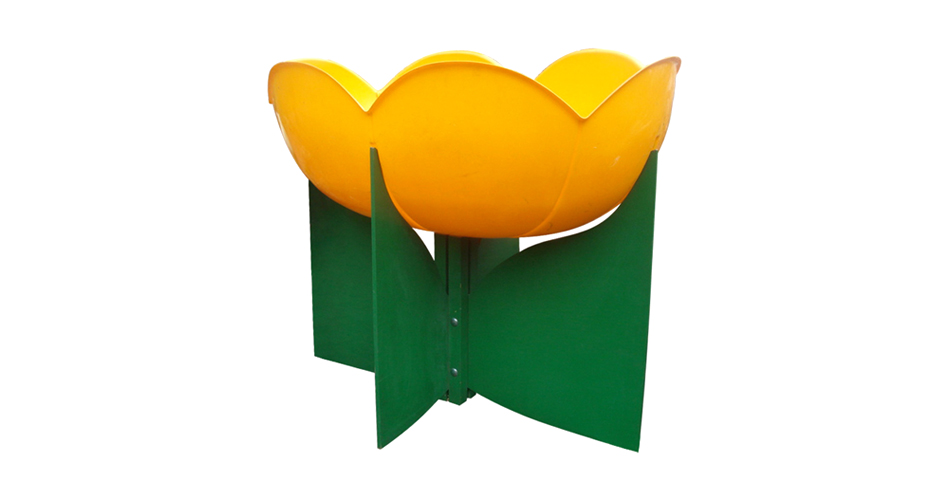 Art Broker Design is Bursting with Dutch Modernism - 1stDibs Introspective