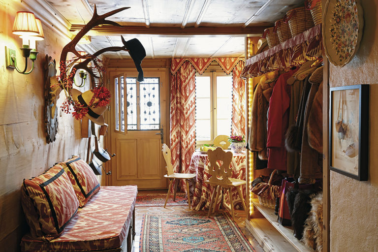 Michelle Nussbaumer Shares Her Exuberant Interiors - 1stDibs Introspective