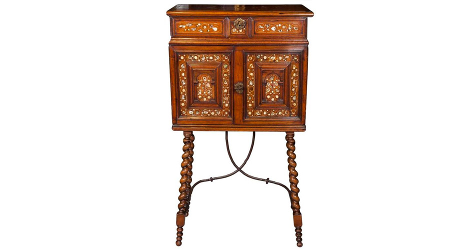 Fine Antiques and Five Generations of Family at John Bly - 1stDibs ...