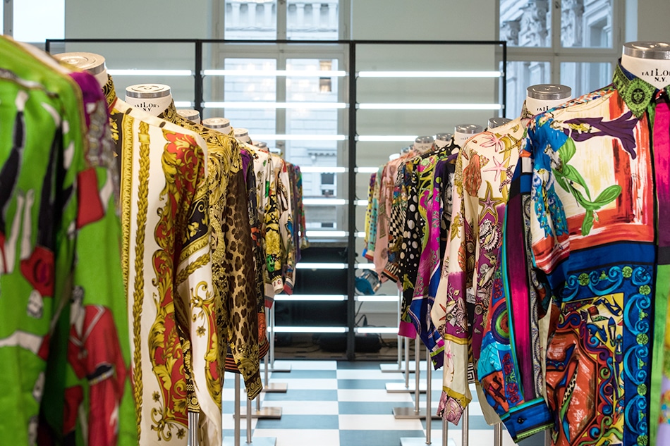 Celebrating Versace’s Verve, Yet Again - 1stDibs Introspective