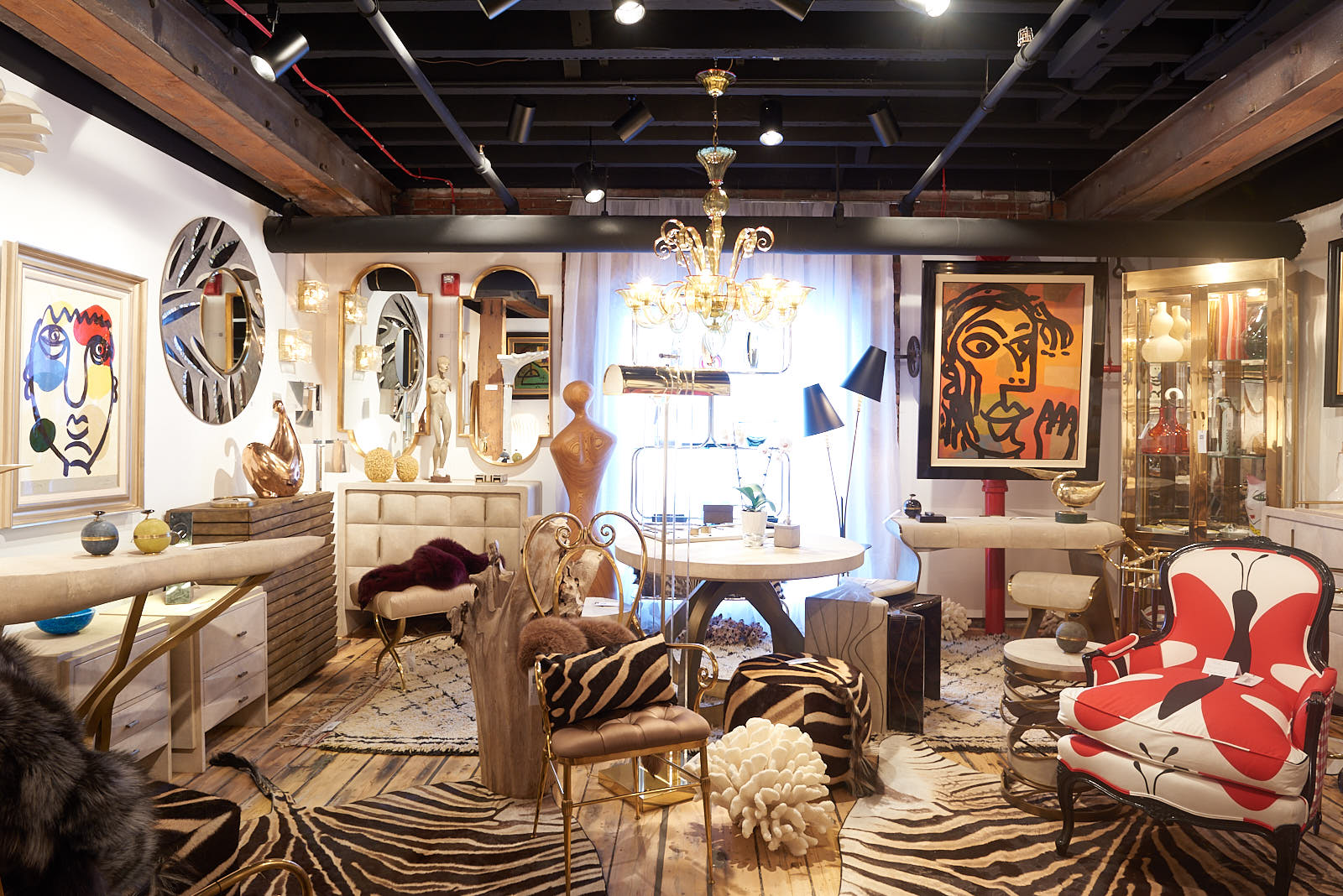 1stdibs Unveils Its One-Acre New York City Gallery Hosting 50 ...
