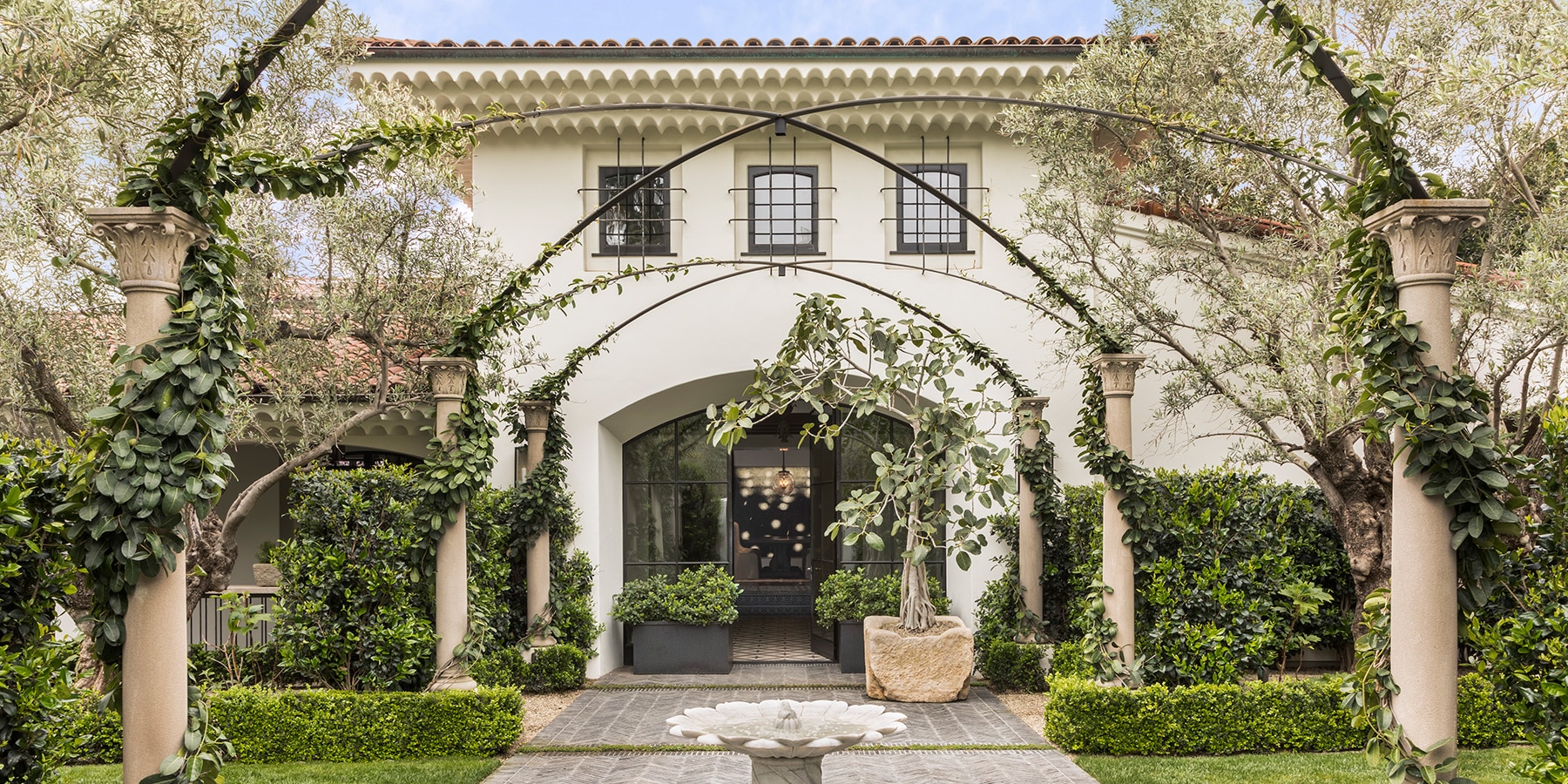 Scott Shrader’s Lavish Gardens Are As Elegant As They Are Inviting ...