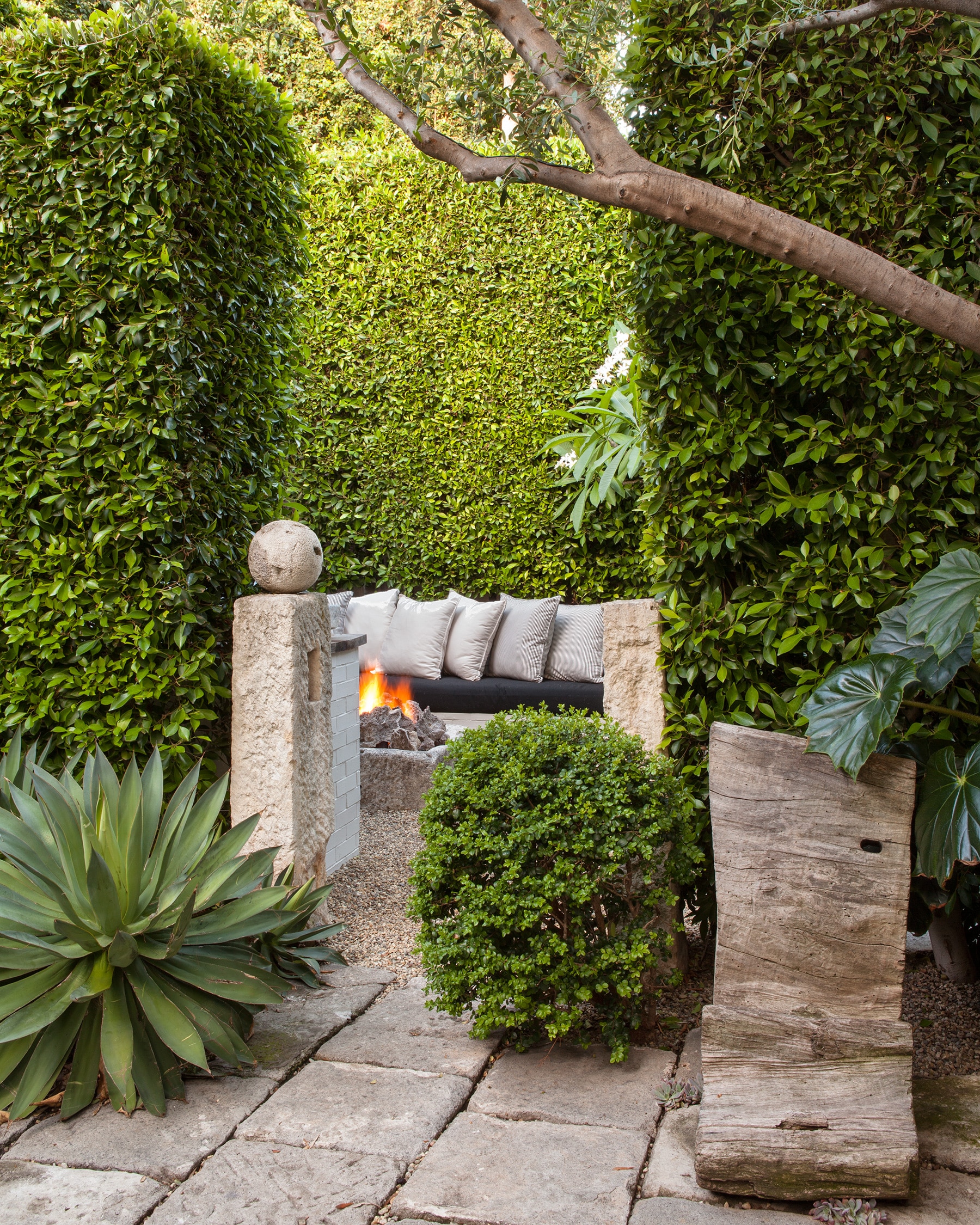 Scott Shrader’s Lavish Gardens Are As Elegant As They Are Inviting ...