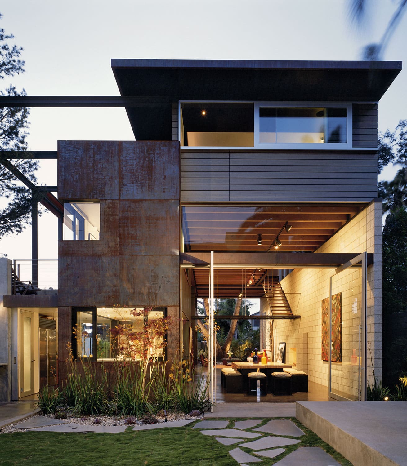 California Modernism Gets a Refreshing Update from EYRC Architects ...