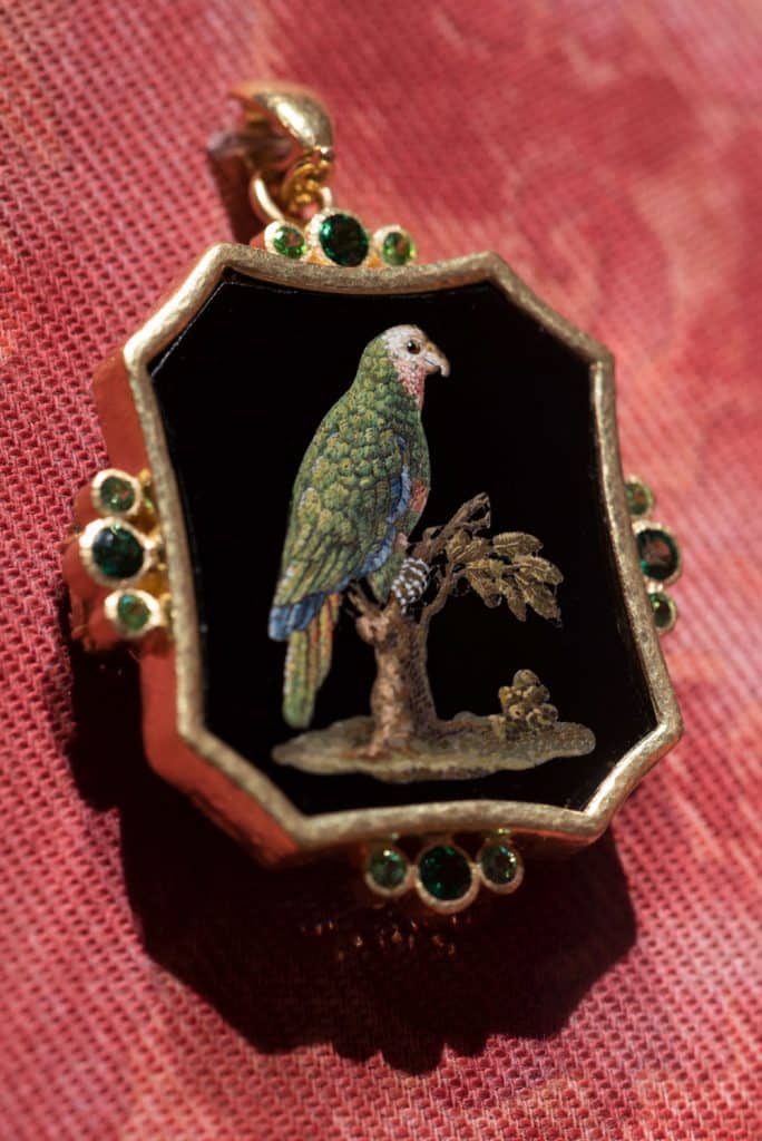 Jeweler Elizabeth Locke’s Major Micromosaics Are on Display - 1stDibs ...