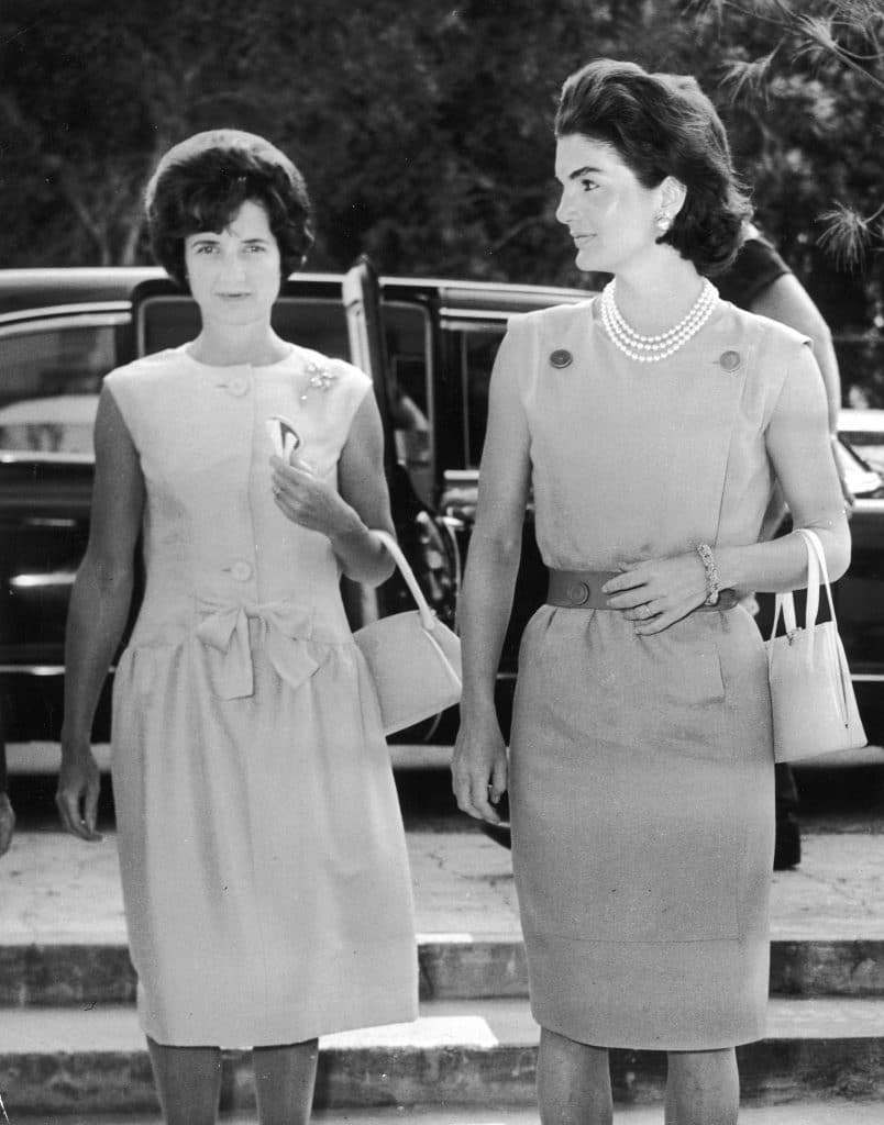 The New York Doyenne Who Gave Her Fine French Furniture to the Met ...