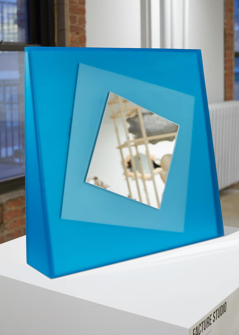 20 Artfully Crafted Mirrors to Frame Your Reflection - 1stDibs ...