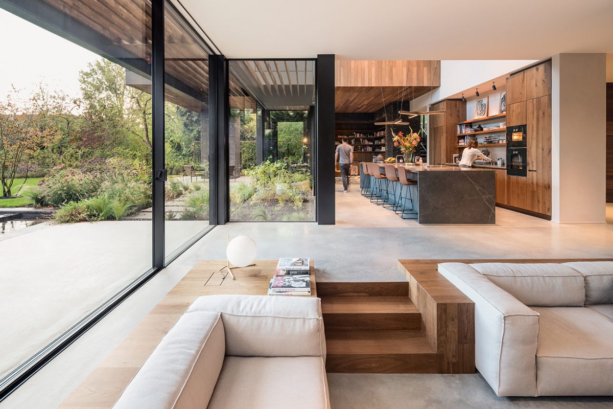 These California Homes Are Beautiful Glass Containers Immersed in ...