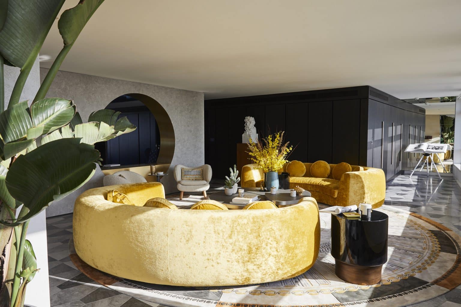 Tour a Landmark London Penthouse and Its Designer’s Own Notting Hill ...