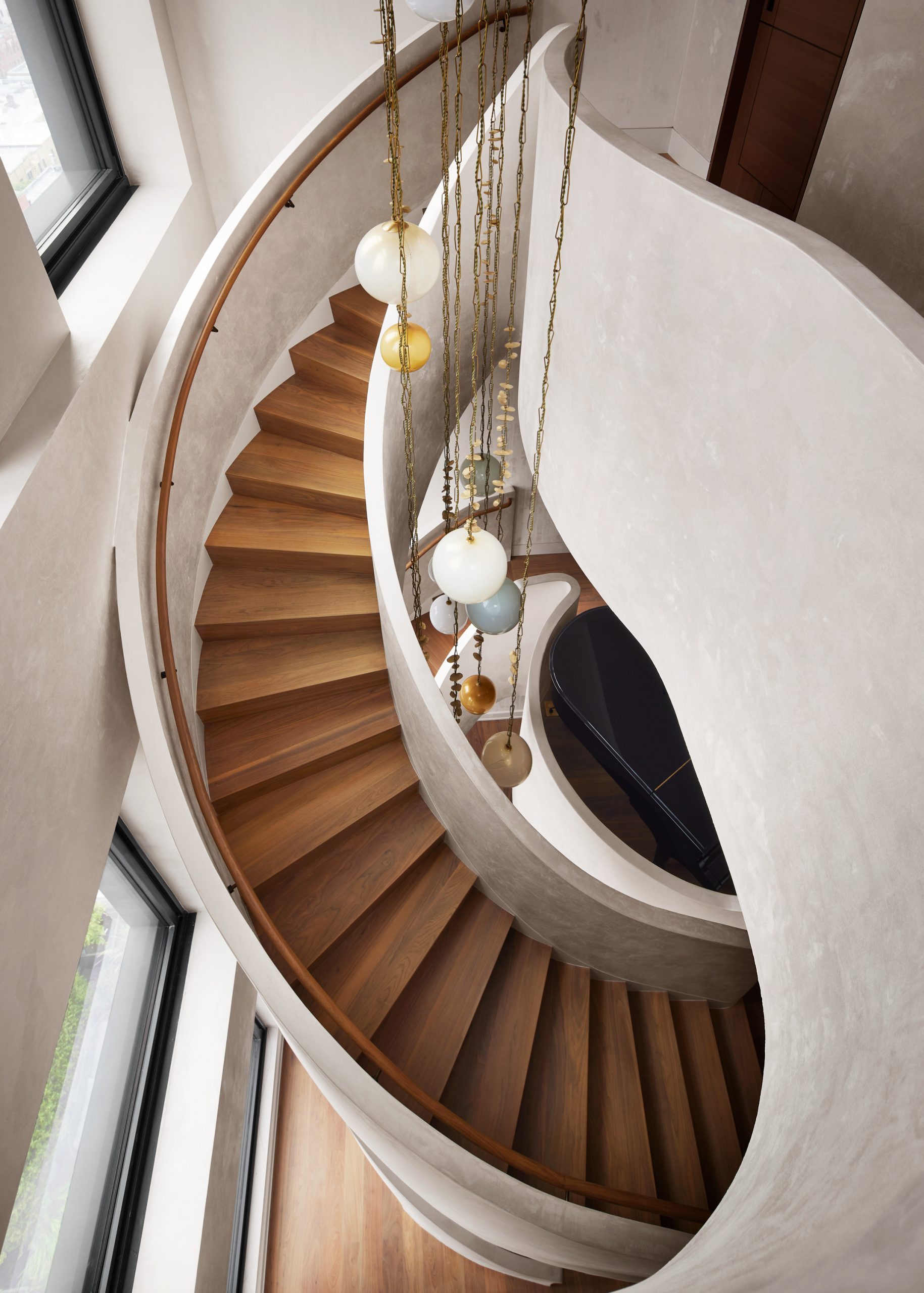 Tour a Spacious Manhattan Triplex That Balances Elegance with Comfort ...