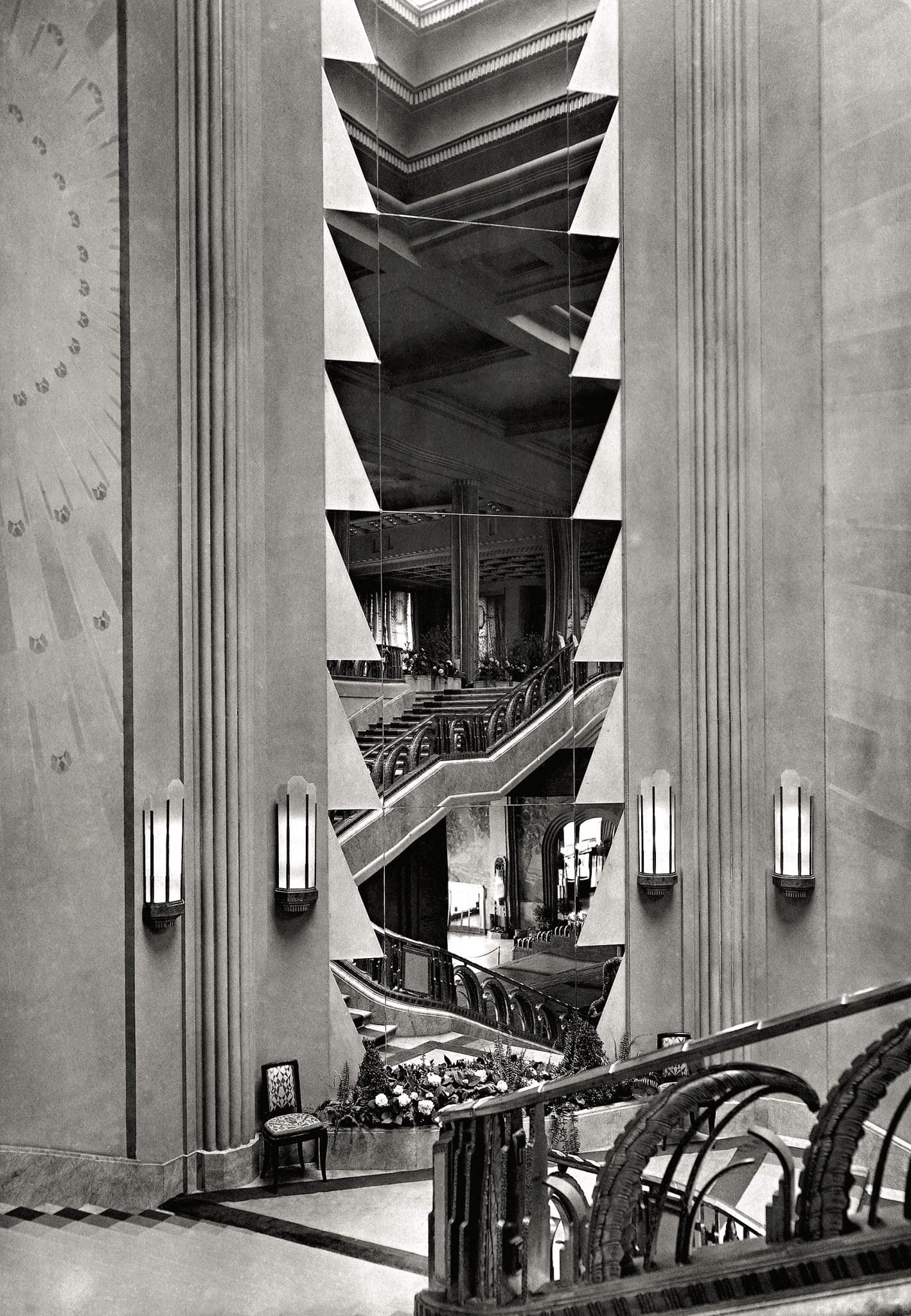 Dating Back to the 1920s, Art Deco Design Is Still the Epitome of ...