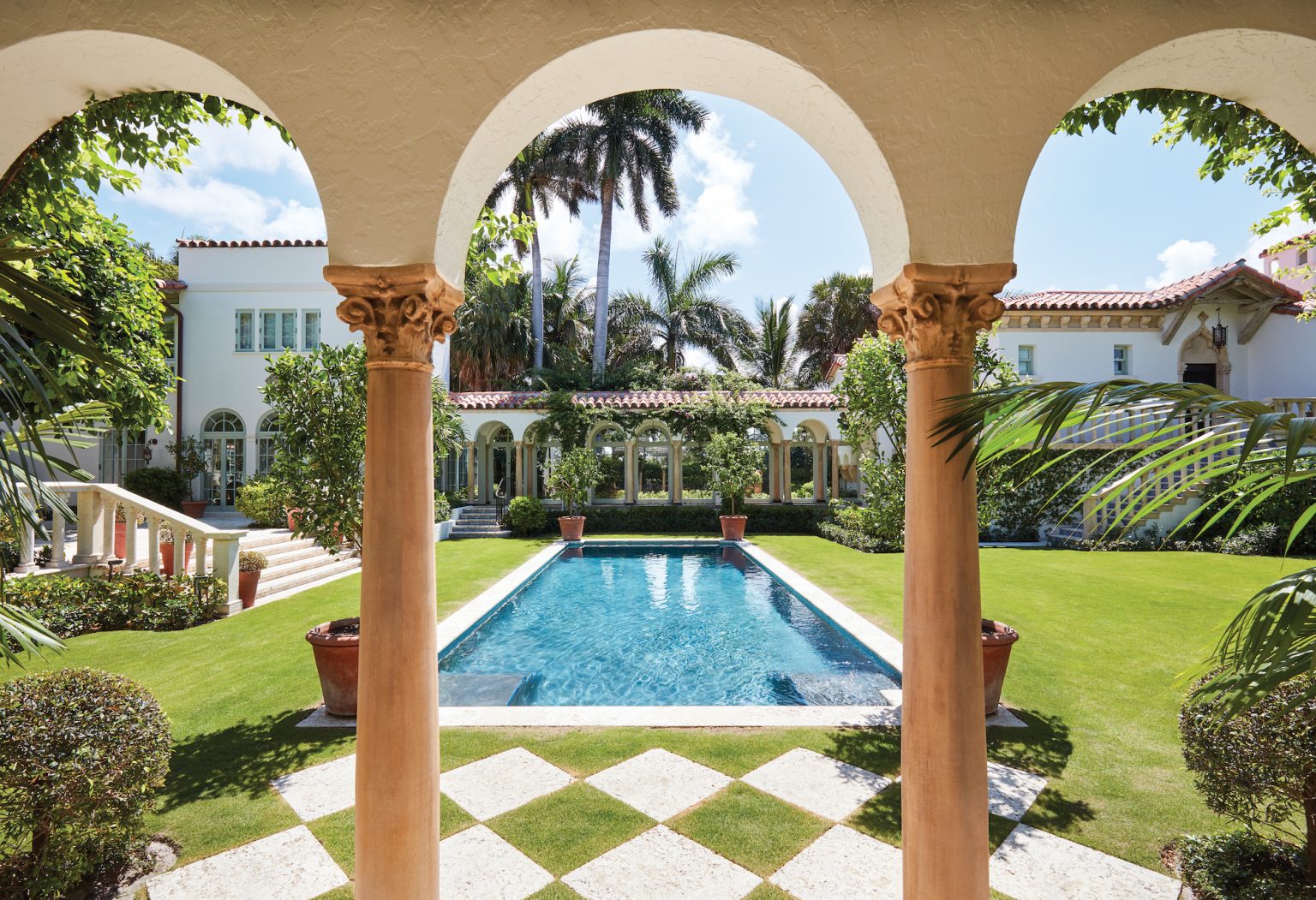 Step inside the Storied Mansions of Palm Beach’s Most Effervescent ...