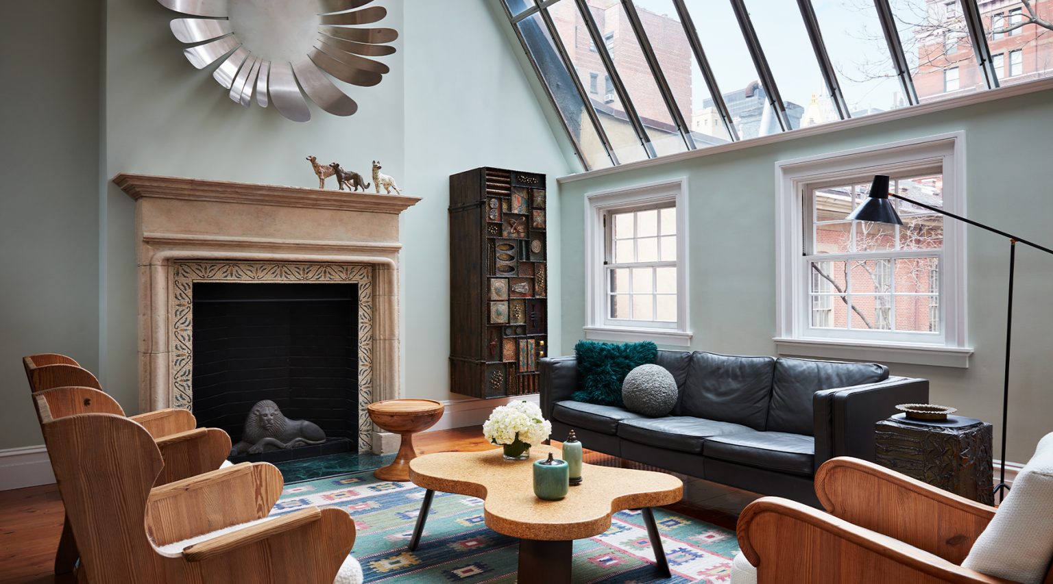 In This Manhattan Townhouse, Mike Rupp Started from the Bottom and Kept ...