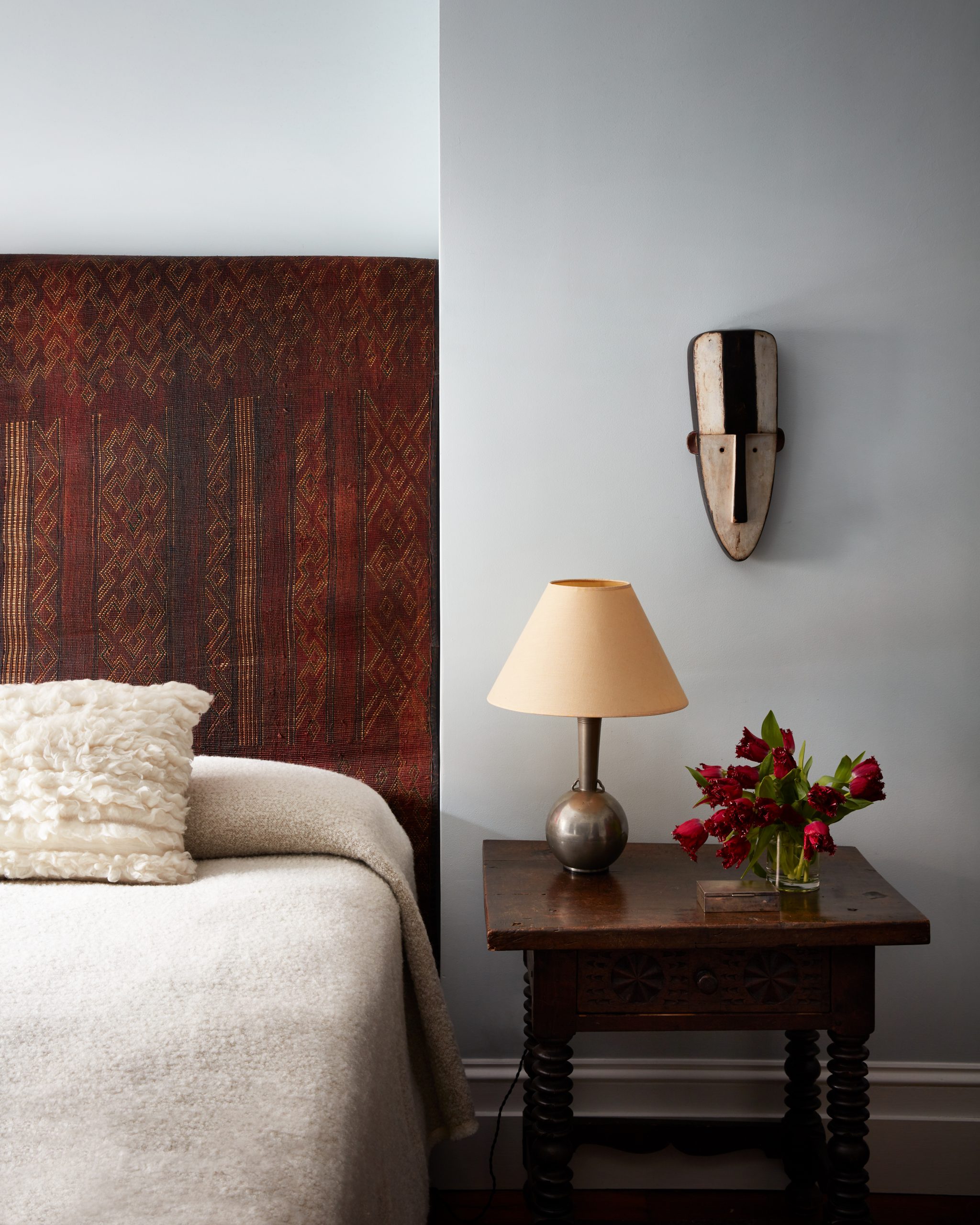 In This Manhattan Townhouse, Mike Rupp Started from the Bottom and Kept ...