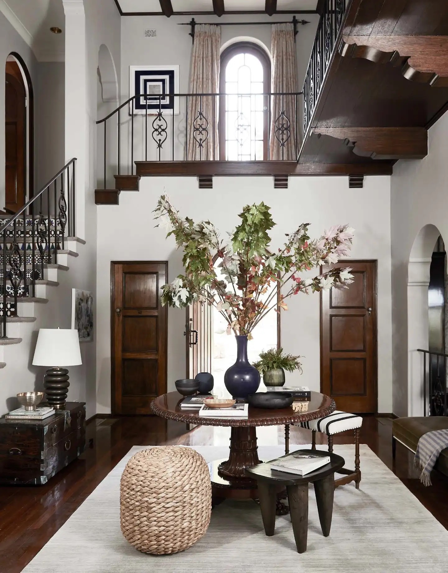 This Sydney Designer Loves a Good Rom-Com Interior - 1stDibs Introspective