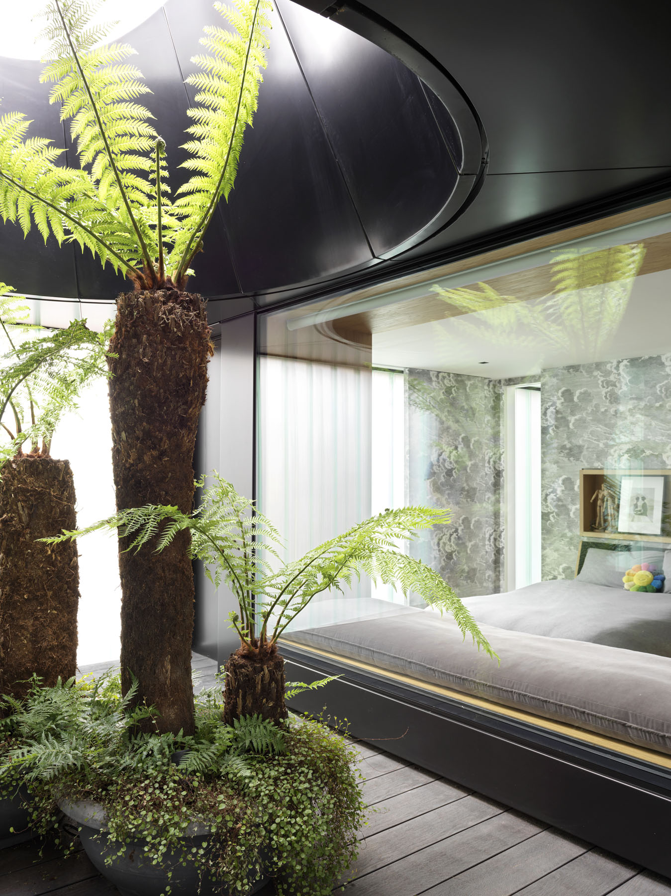 London’s Sally Mackereth Brings Playfulness and Profundity to Modernist ...