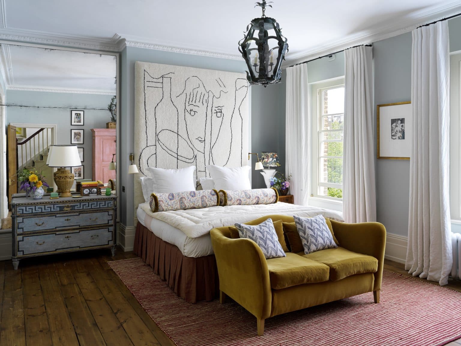 In London, Unusual Antiques and Eclectic Treasures Are at the Heart of ...