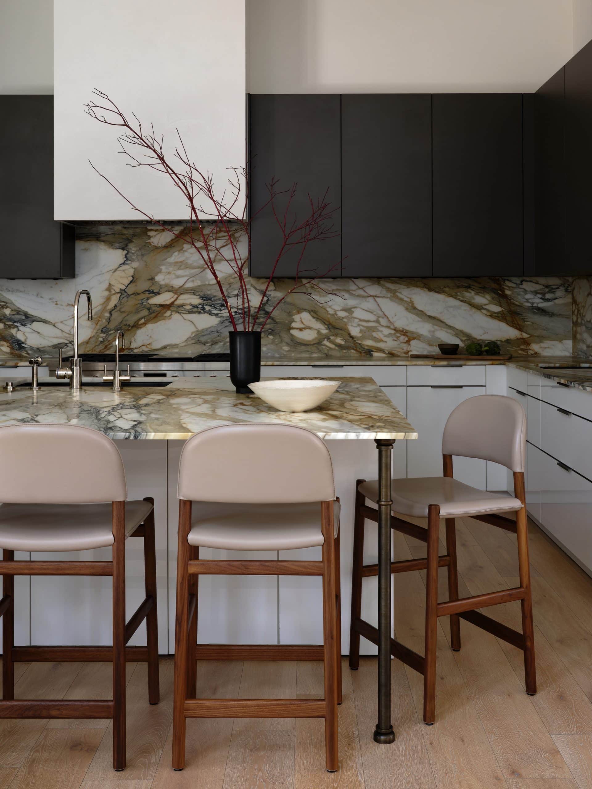 With Clean Lines and Neutrals, Christina Cole Imbues Interiors with an ...