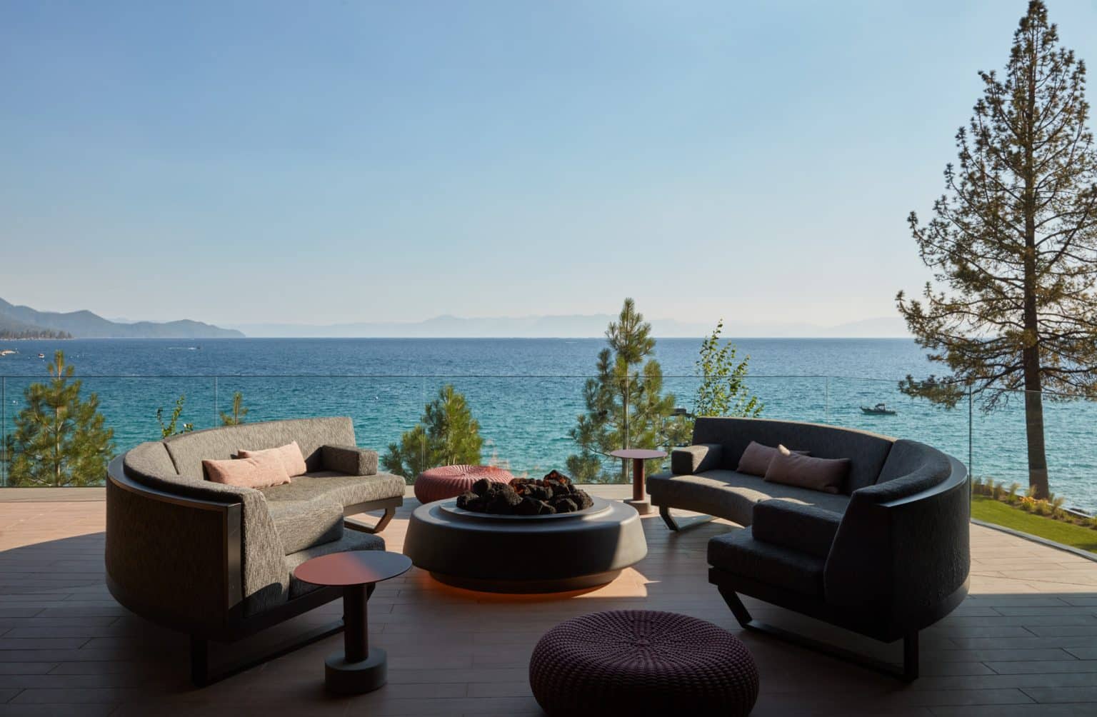 On Lake Tahoe's Sublime Shoreline, Jamie Bush Masterfully Blends Sleek ...