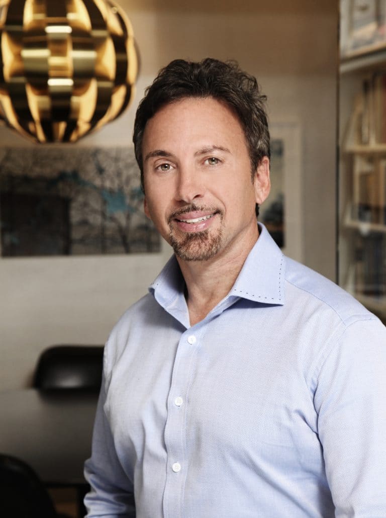 Joe Nahem Designed a New York Apartment Where the Interiors Are as ...