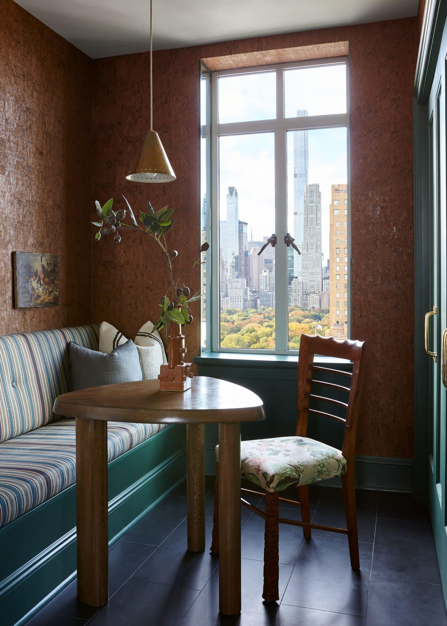 In a Historic Manhattan Apartment Building, Katch Crafted Interiors as ...
