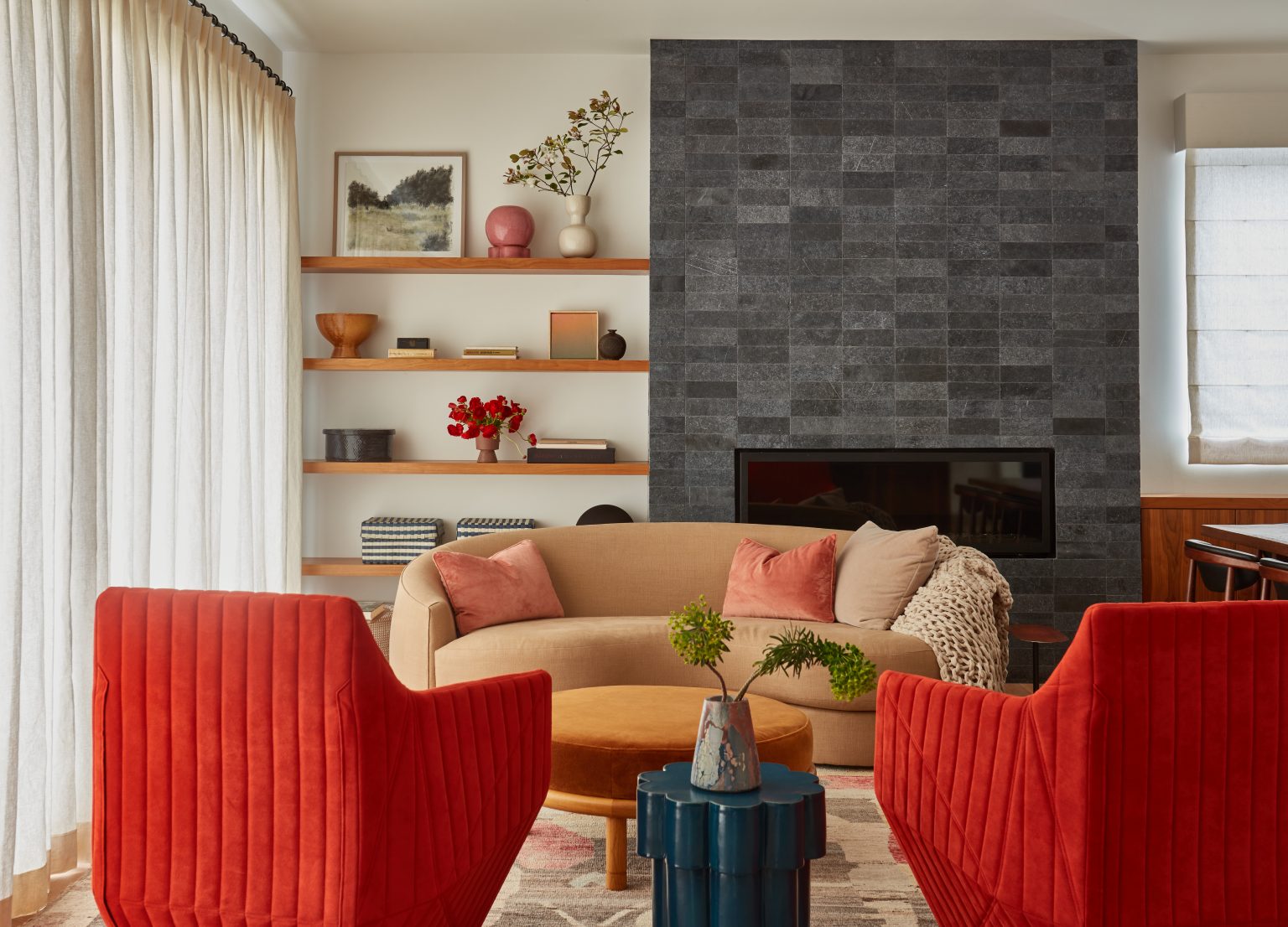 In Los Angeles, Sarah Solis Has Designed a Serene Home Filled with ...