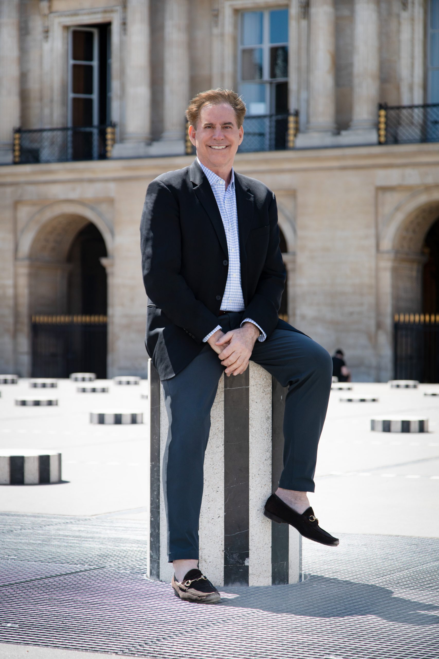 Timothy Corrigan Takes Us on a Tour of His Gloriously Gilded Parisian ...