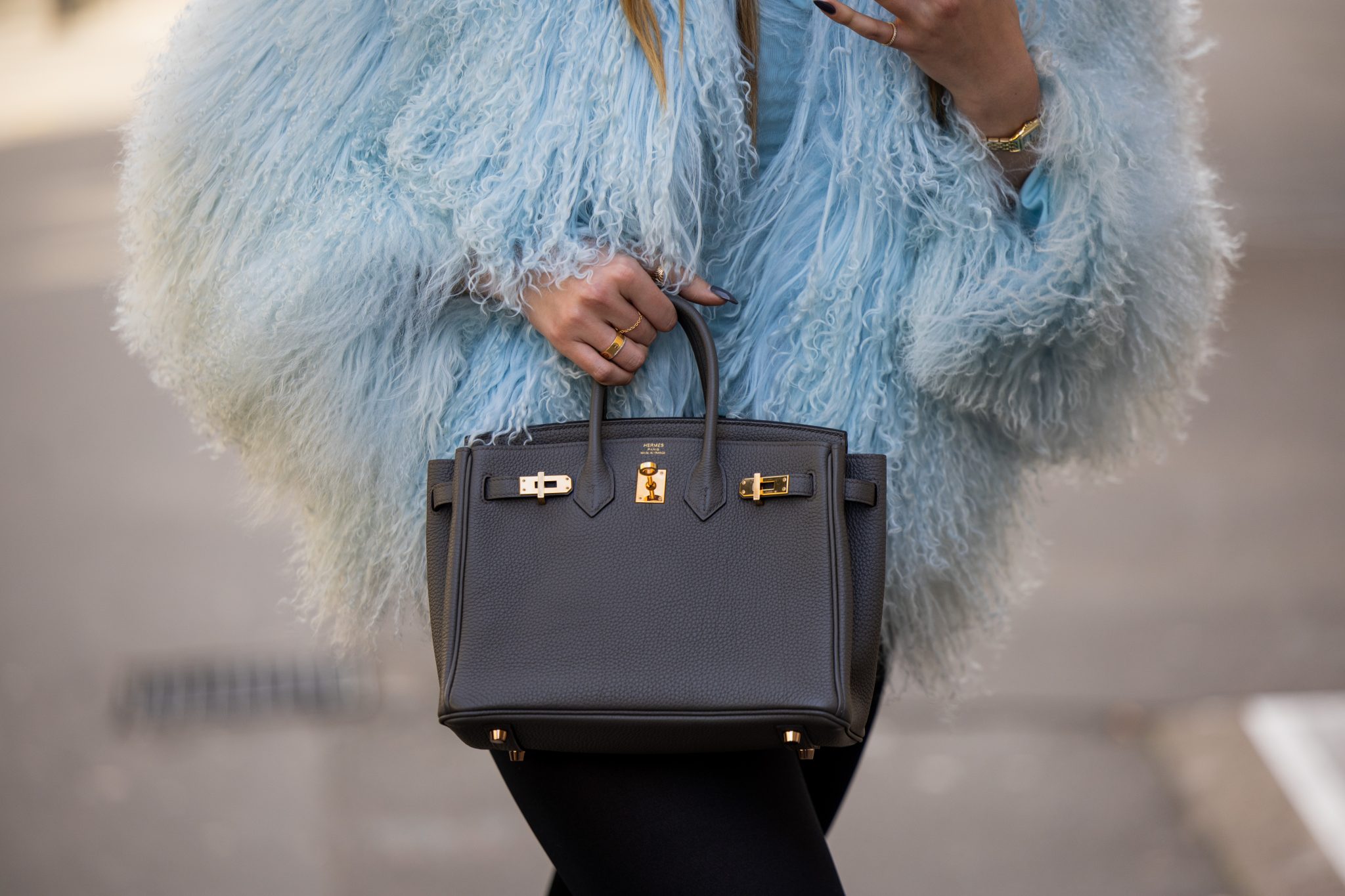 The Birkin Bag Turns 40: A History of the Iconic Accessory - 1stDibs ...