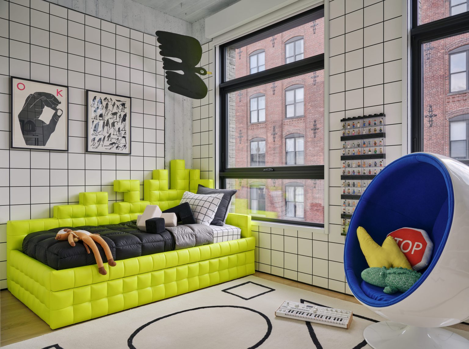 Susana Simonpietri Gave Her Brooklyn Townhouse an Airy Makeover - 1stDibs Introspective