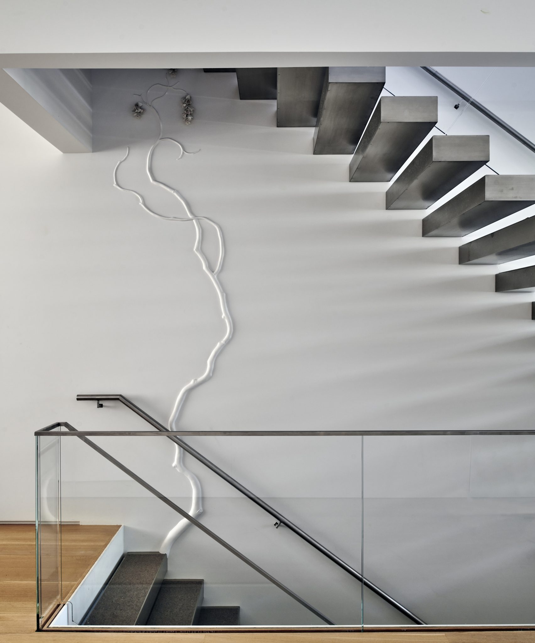 Francis D’Haene Redesigns an Art-Filled Manhattan Triplex - 1stDibs ...