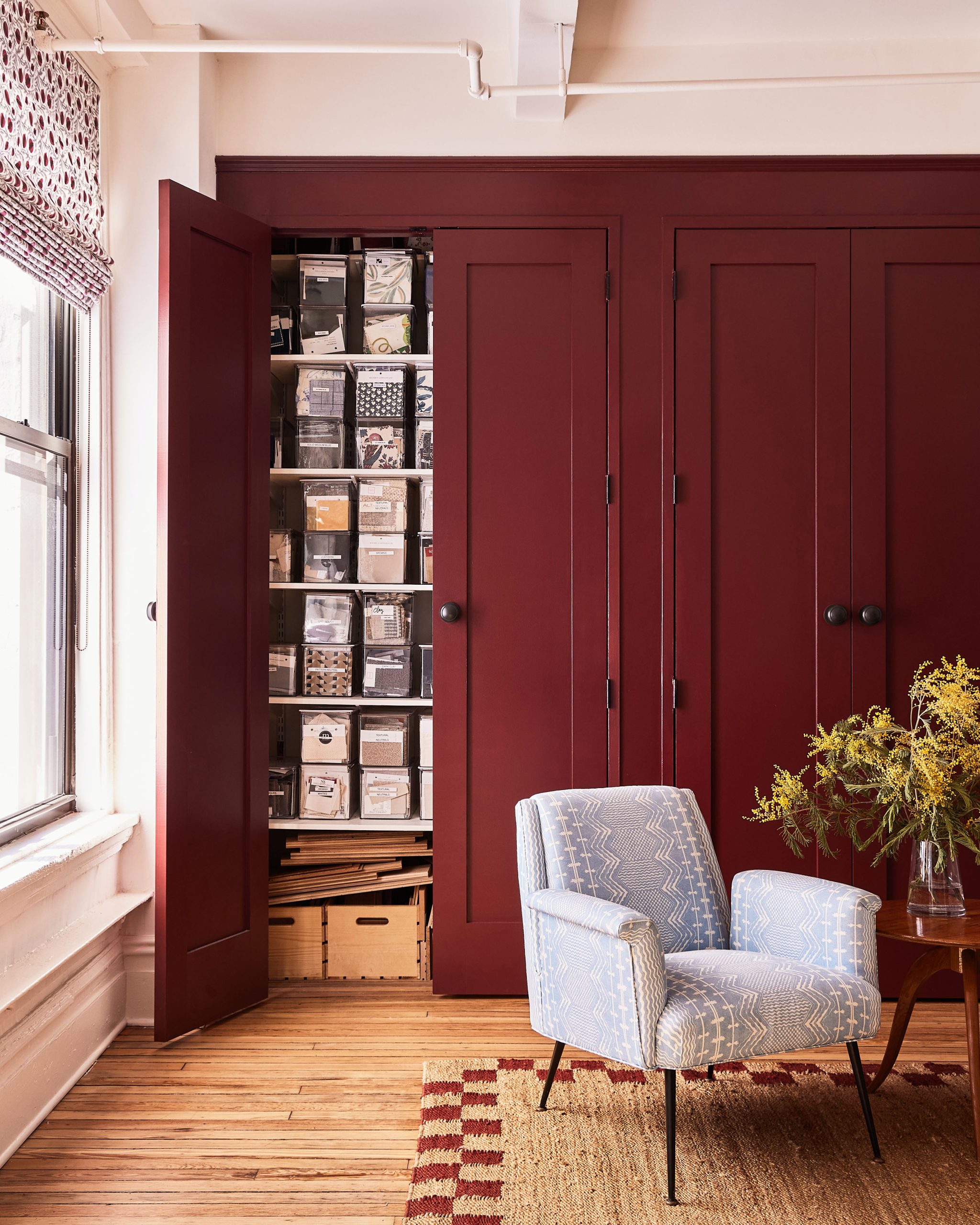 We’d Happily Move into These Designers’ Offices - 1stDibs Introspective